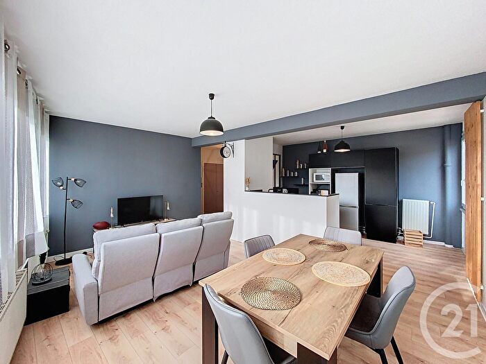 Appartement à vendre - Le Puy-en-Velay, Le Val Vert - 5 pièces - 3 chambres