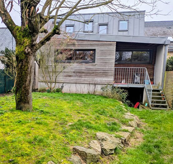 Maison à vendre - Quartiers Sud-Est, Francisco Ferrer - 6 pièces - 5 chambres