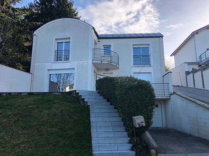 Maison 5 pièces à louer à Bry-sur-Marne, Maisons Rouges, Saint-Camille, Plâteau
