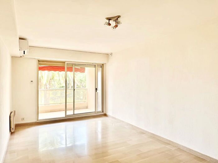 Appartement à vendre - Nice, Madeleine - 2 pièces - 1 chambre