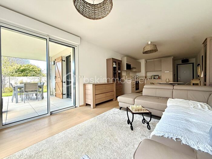 Appartement à vendre - Genas - 3 pièces - 2 chambres