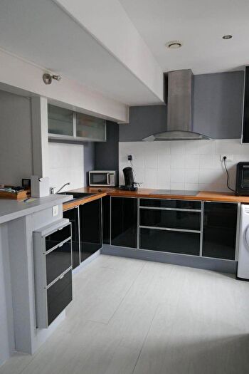 Appartement à louer - Hyper Centre-Vieille Ville, Saint-Étienne - 2 pièces - 1 chambre