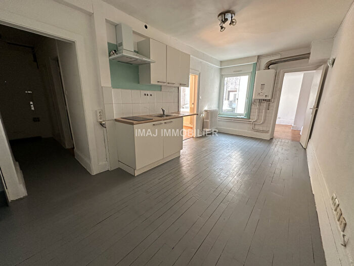 Appartement 3 pièces à Épinal, Rive gauche, à louer
