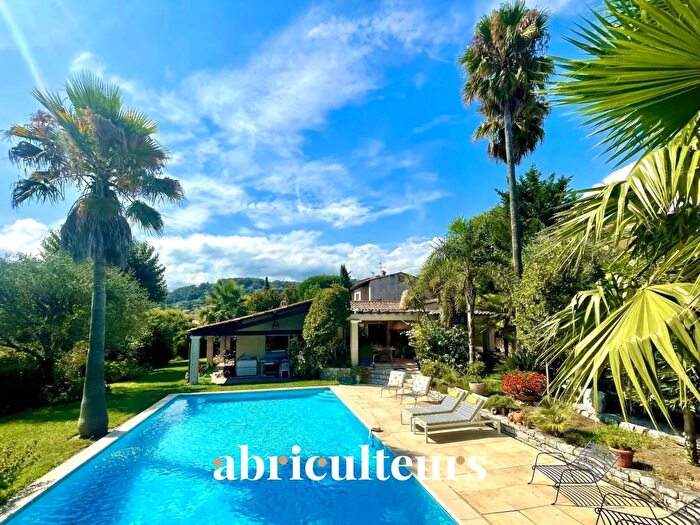 Maison à vendre - La Colle-sur-Loup - 7 pièces - 5 chambres