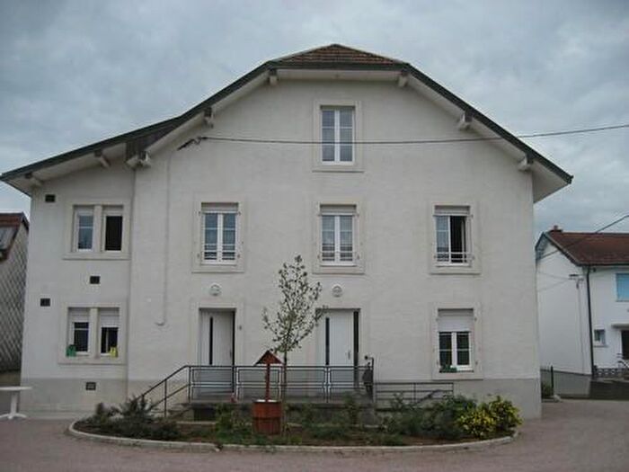 Fougerolles : Appartement 4 pièces à louer