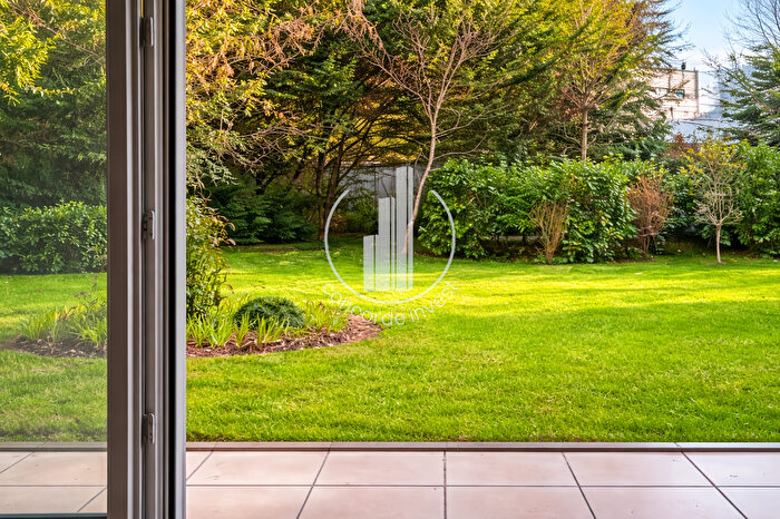 Appartement à vendre - Bourg-la-Reine, République - 4 pièces - 3 chambres