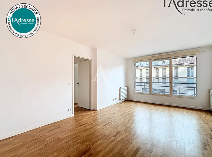 Appartement à vendre - Suresnes, Liberté - 3 pièces - 2 chambres
