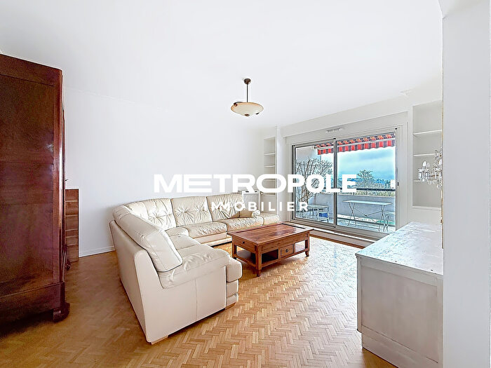 Appartement 4 pièces à louer à Écully, Centre-ville