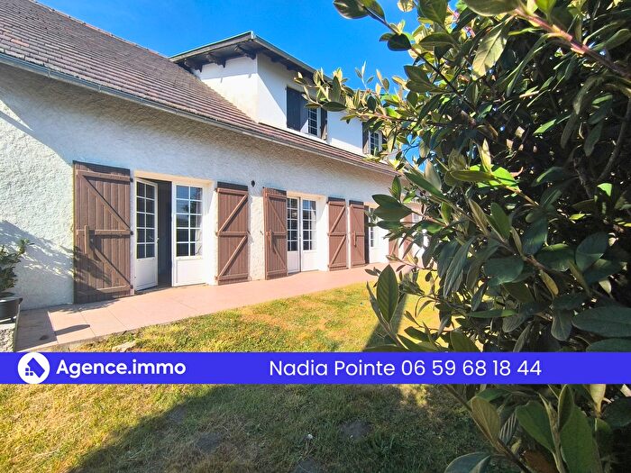 Maison à vendre - Ger - 8 pièces - 6 chambres