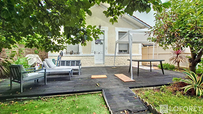 Maison à vendre - Talence, Centre-ville, Université, Lycée - 6 pièces - 4 chambres