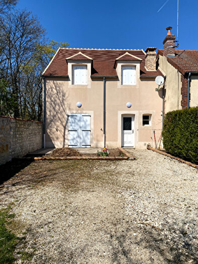 Appartement à louer - Champs-sur-Yonne - 3 pièces - 2 chambres