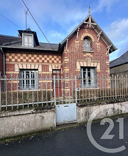 Maison à vendre - Noyon, Est - 6 pièces - 3 chambres
