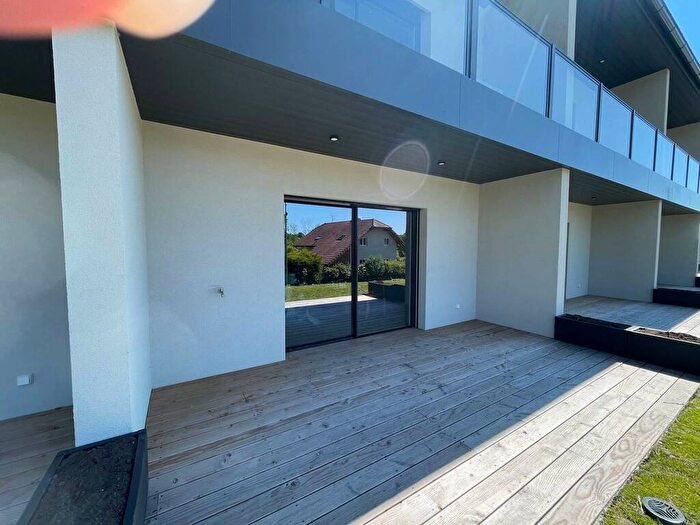 Appartement 3 pièces à Échenevex, à louer