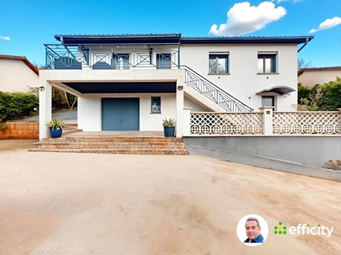 Maison à vendre - Châtillon-sur-Chalaronne - 6 pièces - 4 chambres