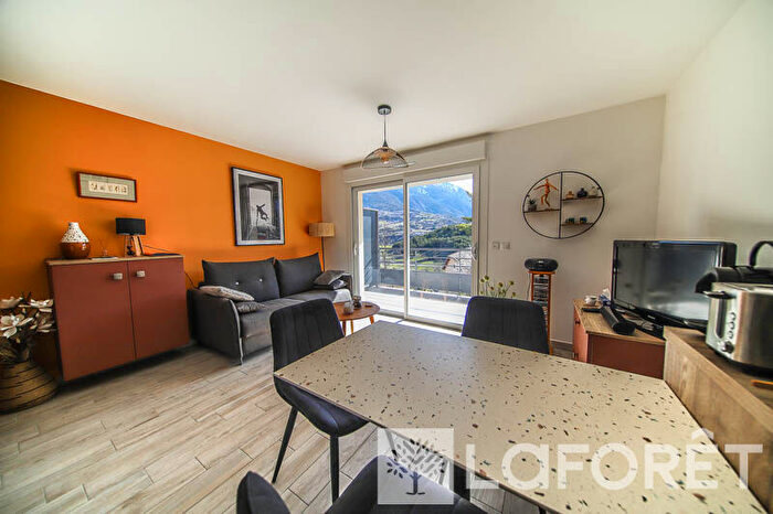 Appartement à vendre - Embrun - 2 pièces - 1 chambre