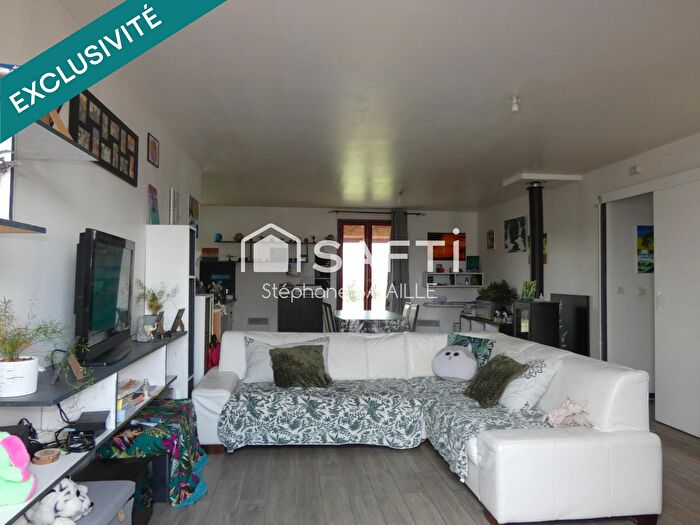 Maison 6 pièces à Cissé, à vendre
