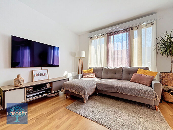 Champs-sur-Marne, Le Nesles : Appartement 4 pièces à vendre