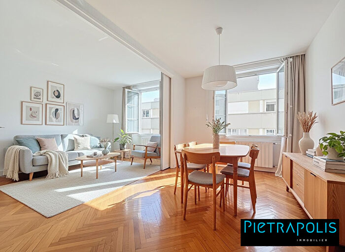 Appartement à vendre - Lyon e , Tête dOr, Vitton - 2 pièces - 1 chambre