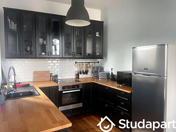 Maison à louer - Coteau Ouest-Les Forges Est, Épernay - 4 pièces