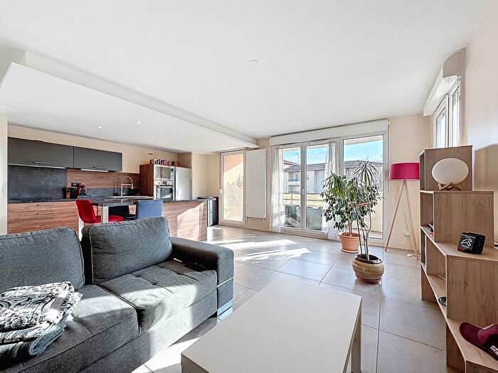 Appartement à vendre - Brignais - 3 pièces - 2 chambres