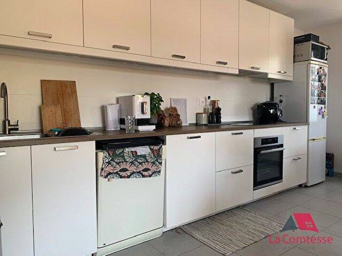 Appartement 3 pièces à louer à Châteauneuf-le-Rouge