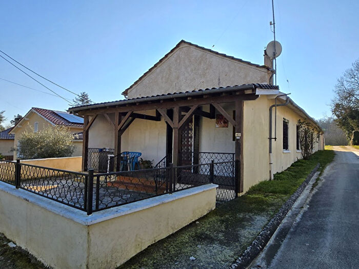 Maison à vendre - Villamblard - 5 pièces - 3 chambres