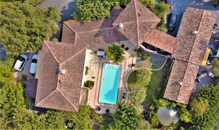 Maison à vendre - Saint-Raphaël, Valescure, Vaulongue - 10 pièces - 12 chambres