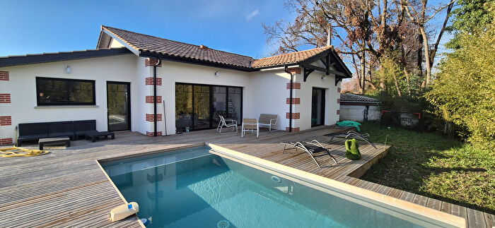 Maison à vendre - Gujan-Mestras, Mestras - 5 pièces - 4 chambres