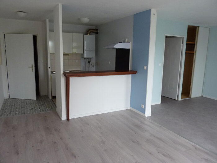 Appartement 2 pièces à louer à Nogent-sur-Oise, Mairie, République
