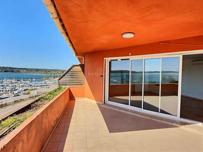 Appartement 4 pièces à Saint-Chamas, à vendre