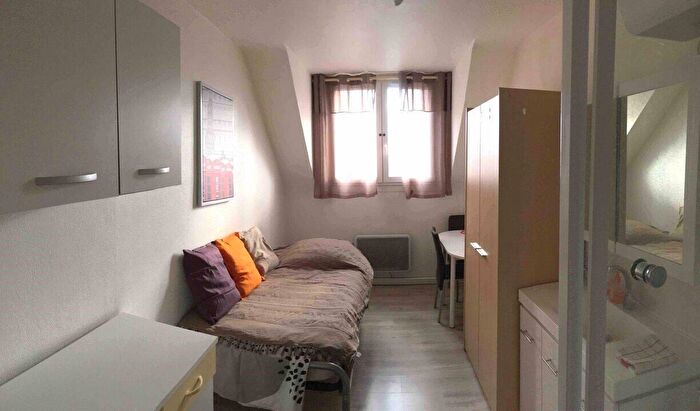 Centre-Stade, Chambéry - Appartement 1 pièce à louer