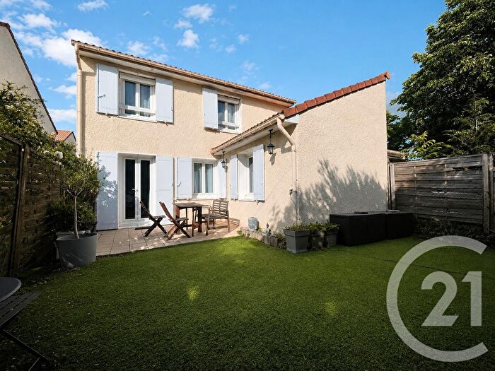 Maison 5 pièces à Conflans-Sainte-Honorine, Fin-d'Oise, à vendre
