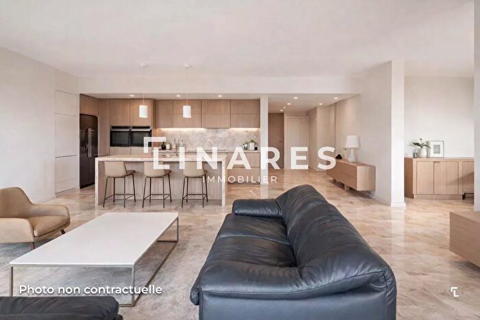 Appartement à vendre - Marseille e , Perier - 4 pièces - 3 chambres