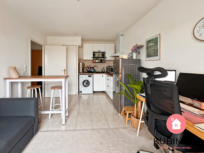 Appartement à vendre - Bussy-Saint-Georges, Clos, Tillet, Génitoy, Golf - 2 pièces - 1 chambre