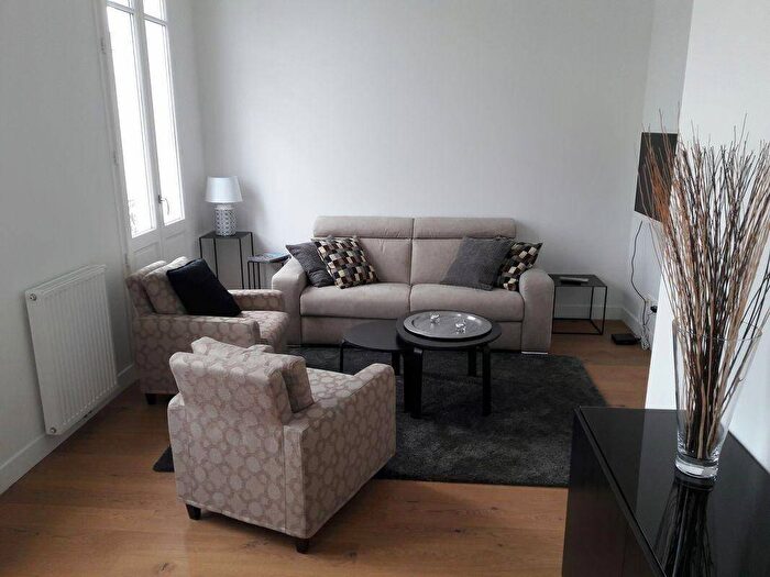 Appartement à louer - Bordeaux - 2 pièces - 1 chambre