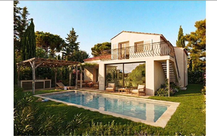 Maison 6 pièces à Roquebrune-sur-Argens, Val d'Esquières, Port, à vendre