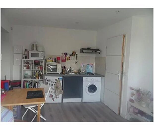 Appartement 1 pièce à Tourves, à louer