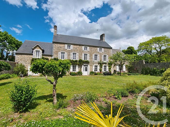 Maison à vendre - Gouville-sur-Mer - 11 pièces - 8 chambres