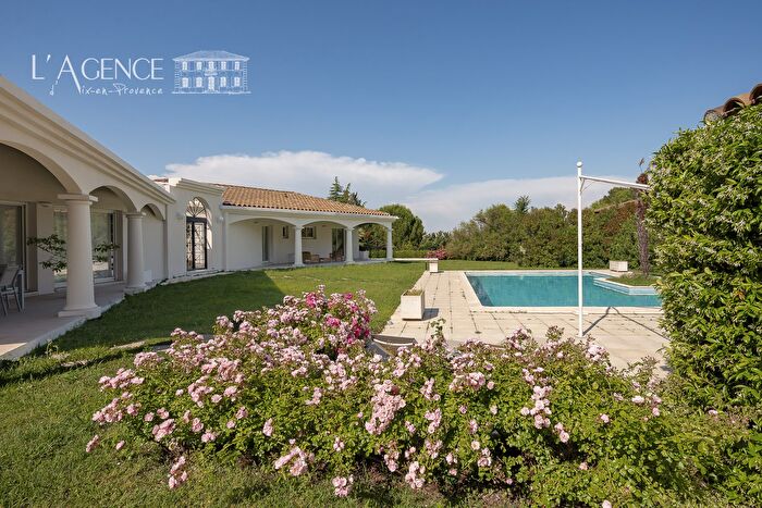 Maison 6 pièces à vendre à Aix-en-Provence, Puyricard, Célony