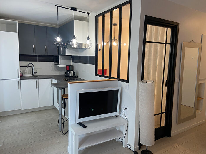 Appartement 1 pièce à louer - Courbevoie, Faubourg de l'Arche