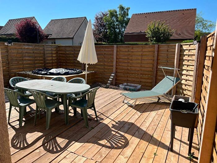 Maison à louer - Centre, Ifs - 6 pièces - 5 chambres