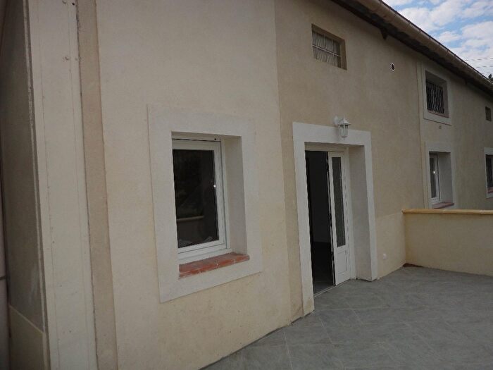 Appartement à louer - Roche-Saint-Secret-Béconne - 4 pièces - 3 chambres