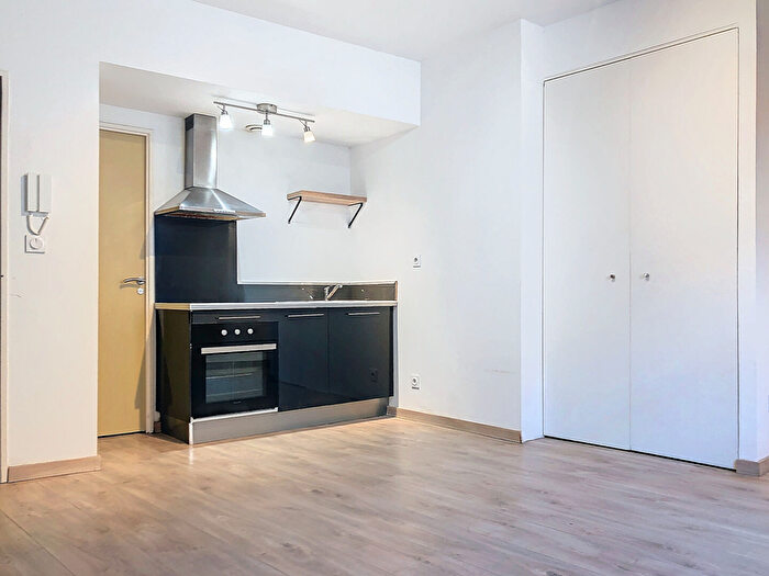 Appartement à louer - Avignon, Palais des Papes, Zone Piétonne - 1 pièce