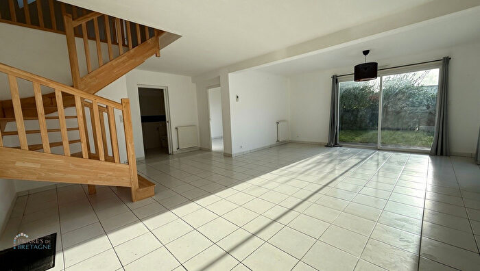 Maison à vendre - Guilers - 6 pièces - 4 chambres