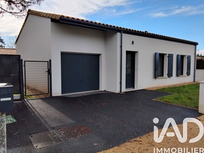 Maison à vendre - Vouillé - 3 pièces - 2 chambres