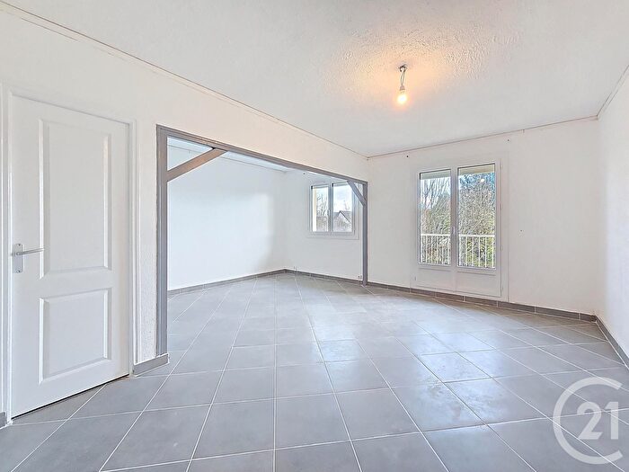 Appartement 4 pièces à louer - La Chapelle-Saint-Luc, Chantereigne, Montvilliers