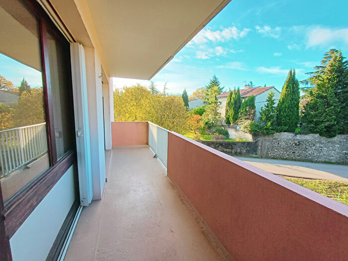 Appartement 3 pièces à Aubenas, Centre-ville, à vendre