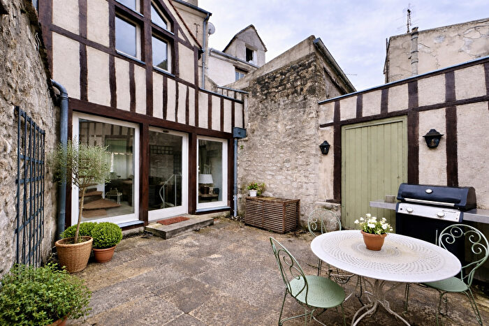 Maison à vendre - Senlis - 5 pièces - 2 chambres