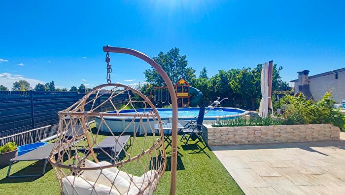 Maison à vendre - Saint-Chaptes - 4 pièces - 3 chambres