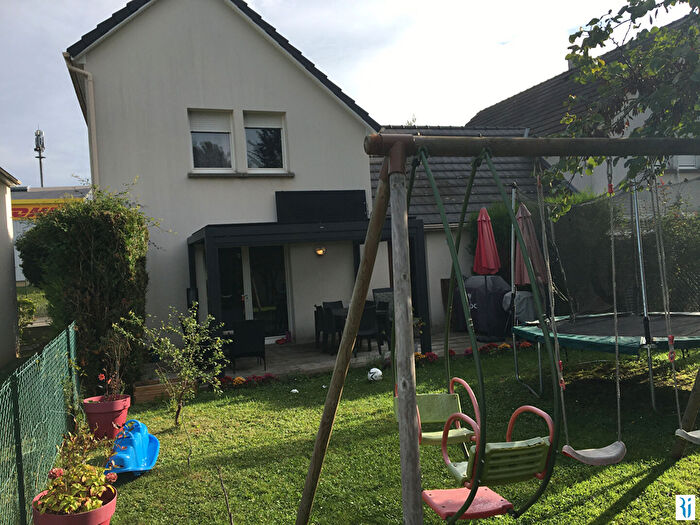 Maison à vendre - Petit-Couronne - 5 pièces - 3 chambres